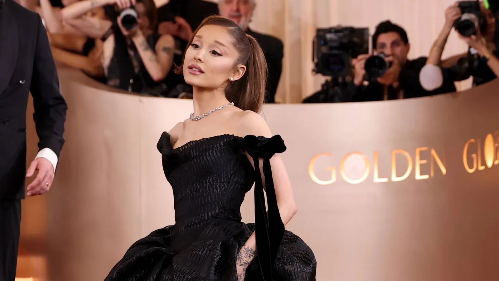 "Golden Globes 2026" y las celebridades que brillaron en la alfombra ...